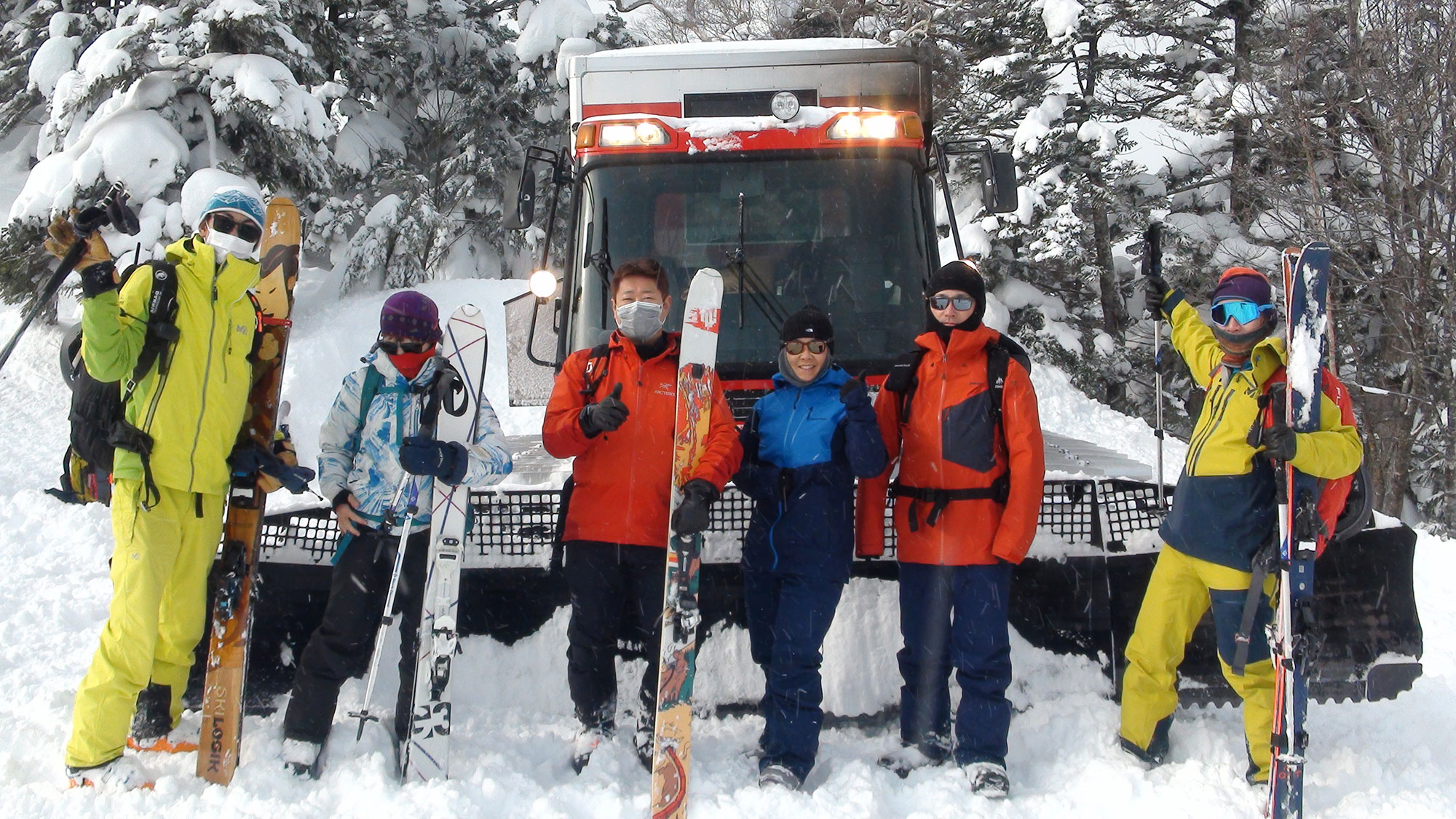 Hachimantai CAT & Hiking Tour (Chausudake Backcountry Tour) - APPI RESORT